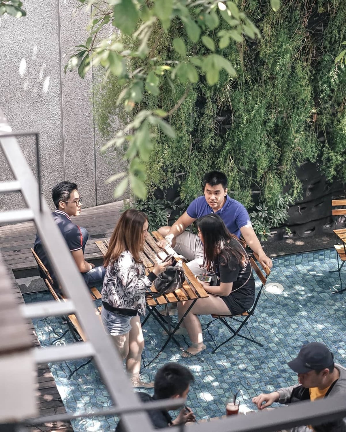 15 Stylish Spots with Great Coffee for Your Holiday in Bandung ...