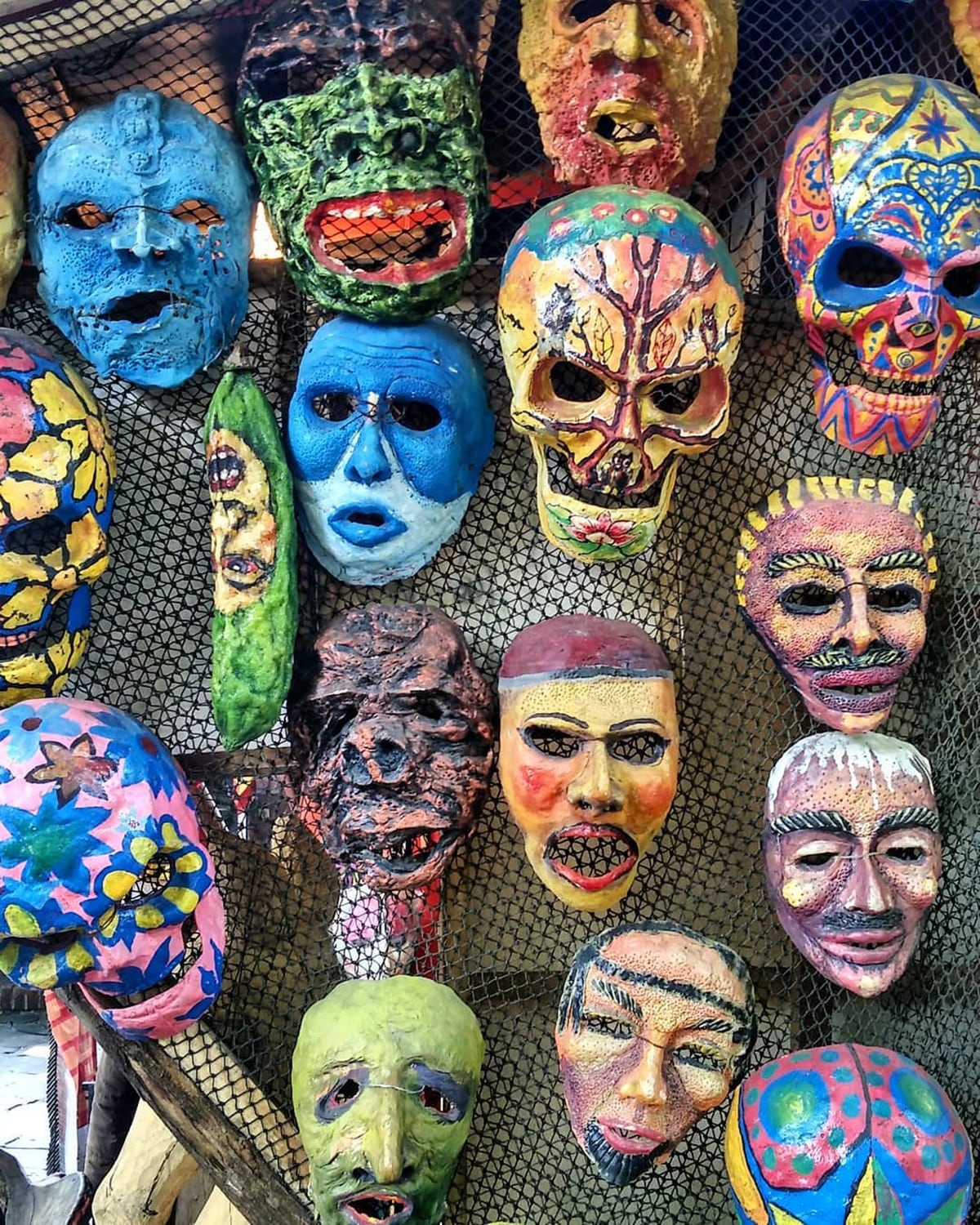 12 Exciting Souvenir Spots You Need to Visit in Jakarta - ISEEINDONESIA.COM